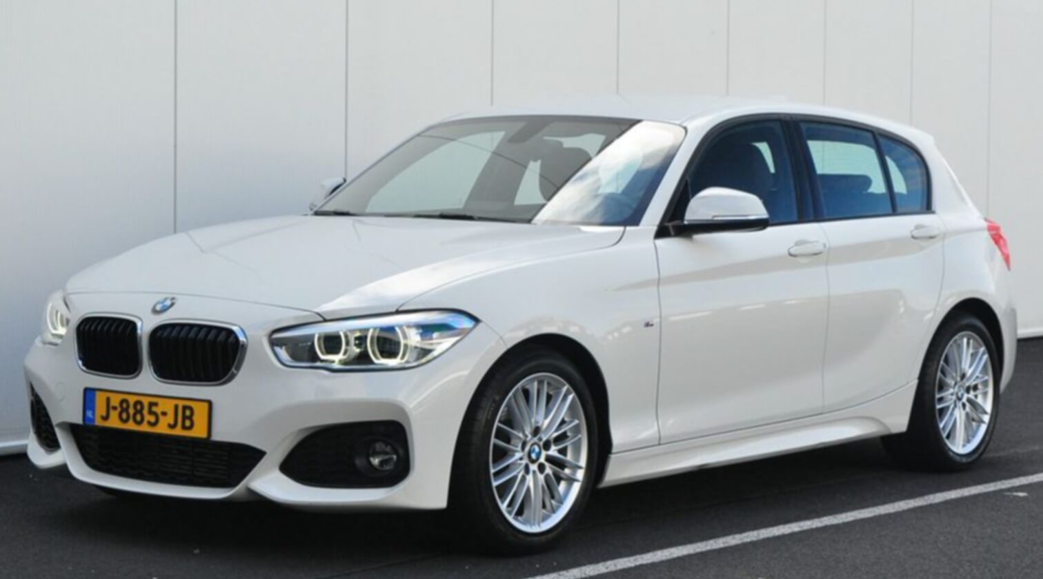 Style 460m wit 118i - Wheelpalace - voorbeeldfoto's en maten 17 inch